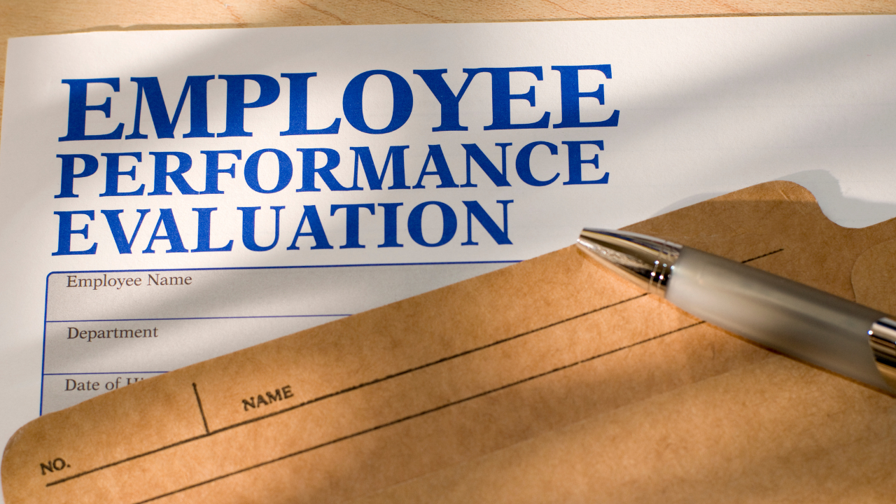 Underperfoming Leaders: How The Best Organization Handle Them - Learnloft